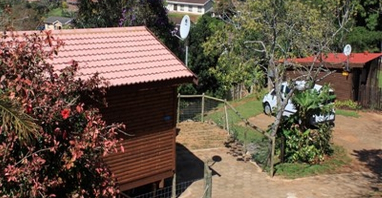 Cozy Cabins - Selfsorg Hout Huise in Southport - Vakansie Verblyf op ...