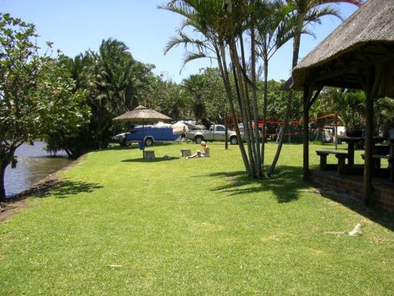 Umtentweni Caravan Park and Resort - U-Stay South Coast